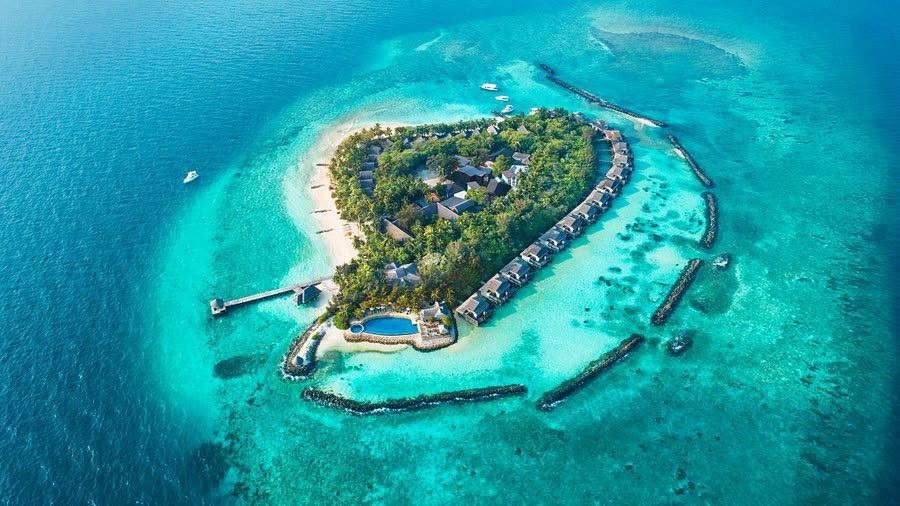 Solve Maldives 1 jigsaw puzzle online with 28 pieces